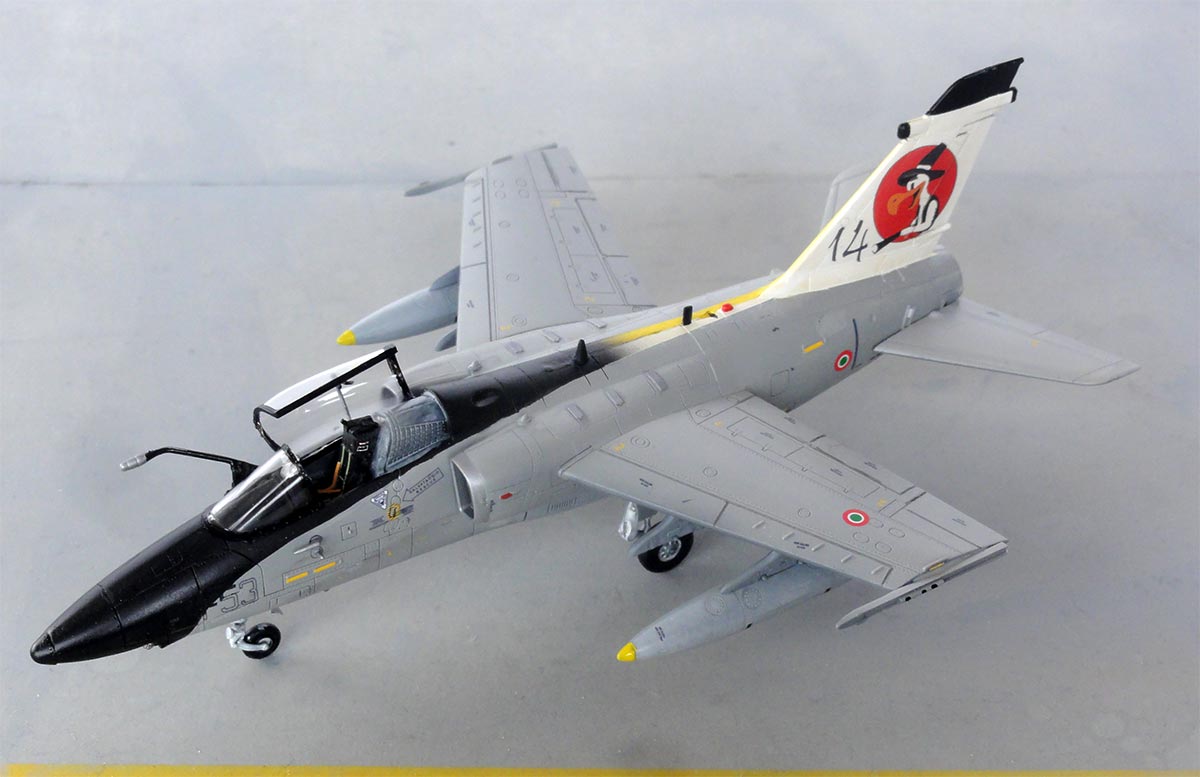 Aermacchi AMX in 1/72 scale