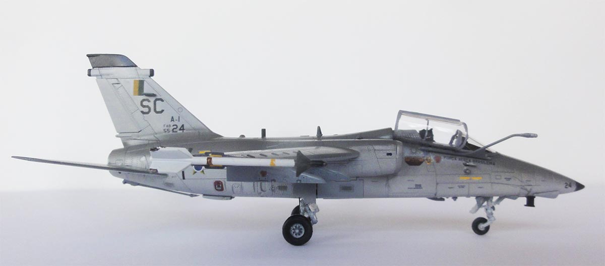 Aermacchi AMX in 1/72 scale