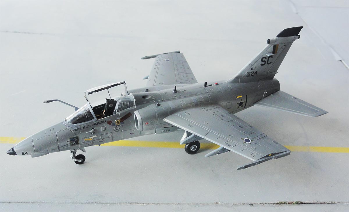 Aermacchi AMX in 1/72 scale