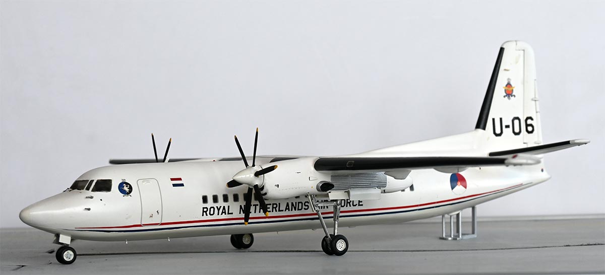 fokker 50 plastic scale model 1/72